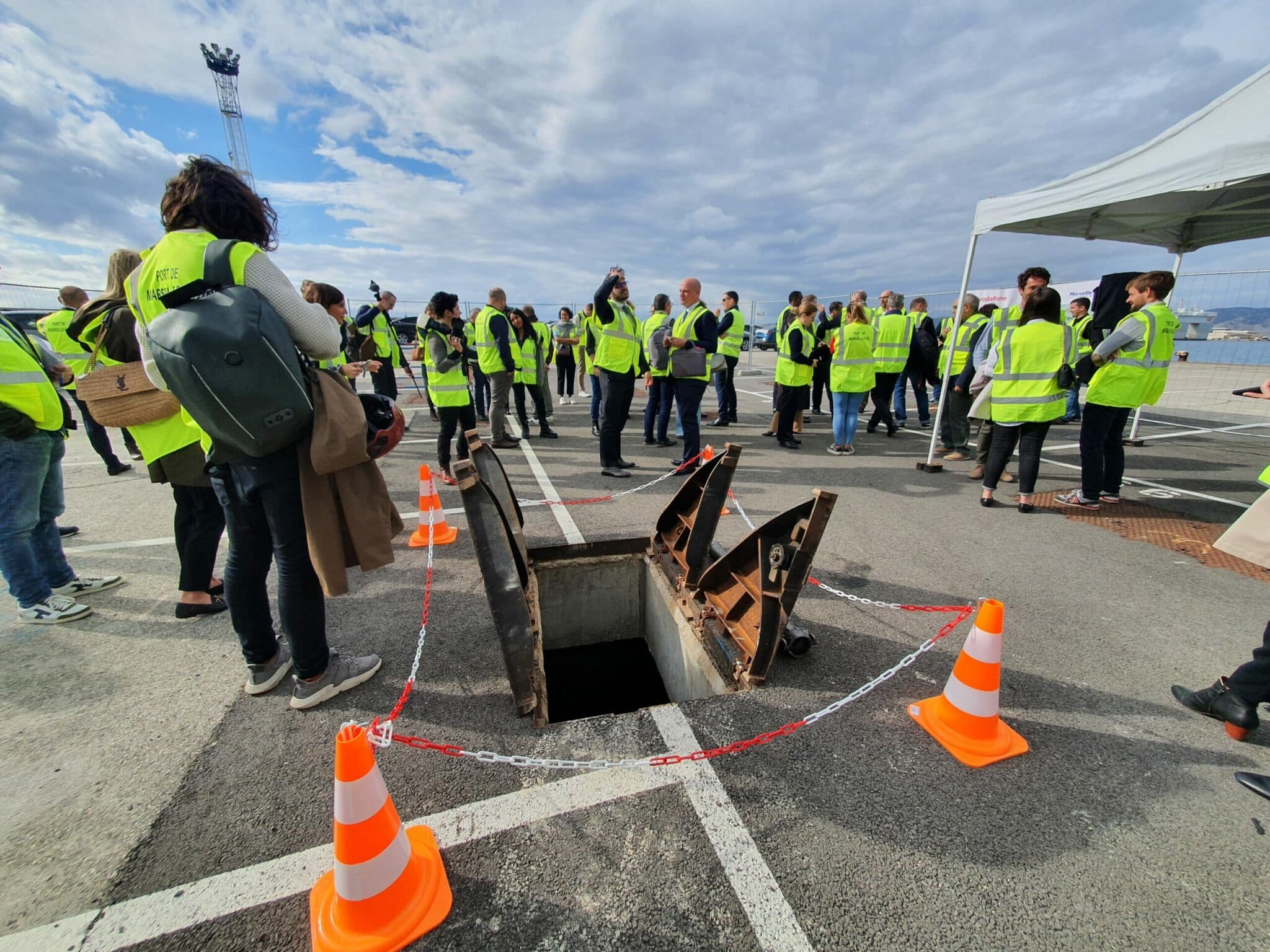 The World's Longest Submarine Cable 2Africa Just Landed in Marseille ...