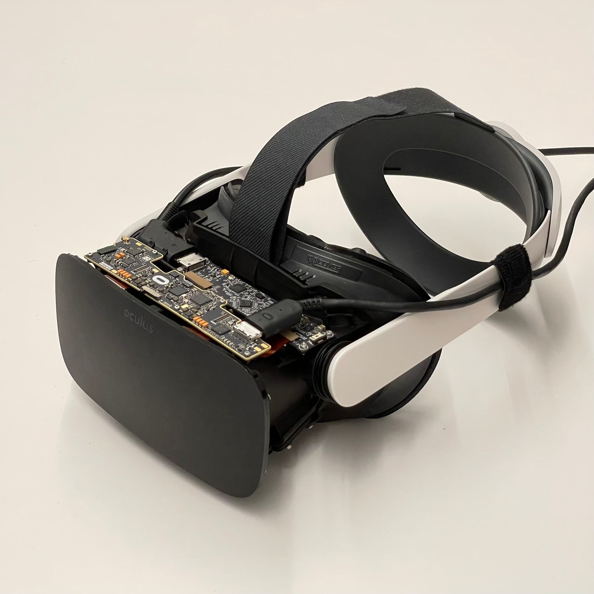 Meta VR Headset Prototypes Hint at the Business Applications for the ...