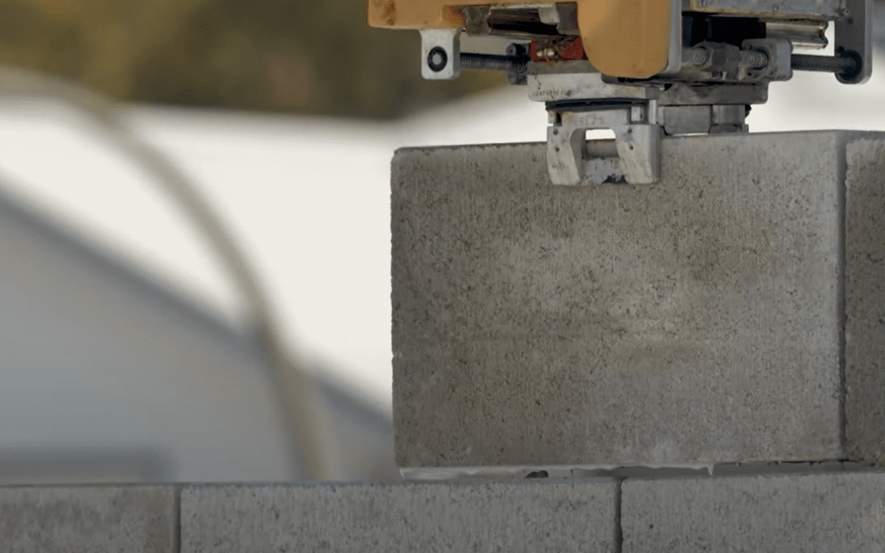 With Its Robotic Bricklayer, Fastbrick Robotics Promises to Build a ...
